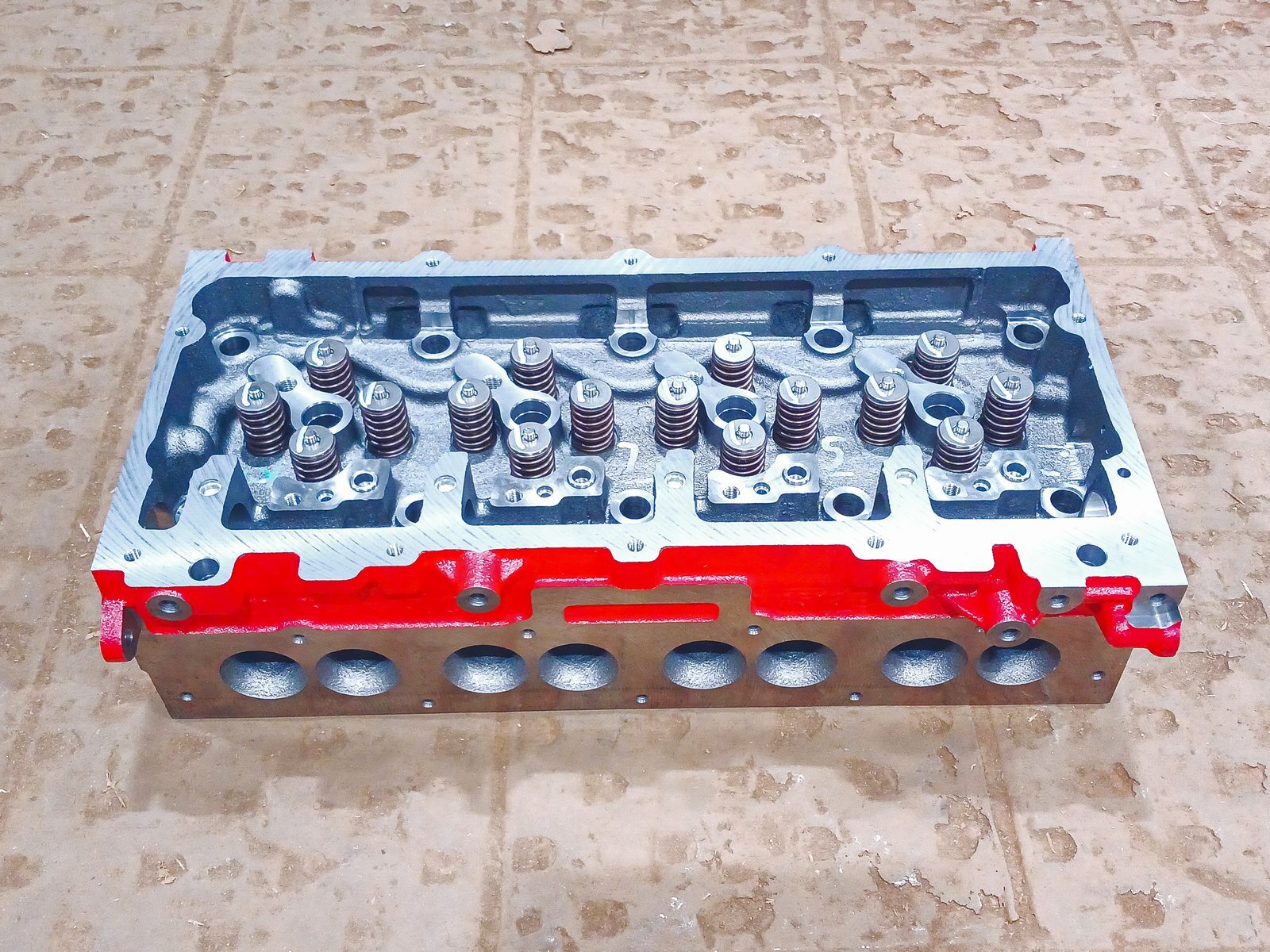 Головка блока цилиндров дв. Cummins ISF-2.8 в сборе G-PART .5307154F