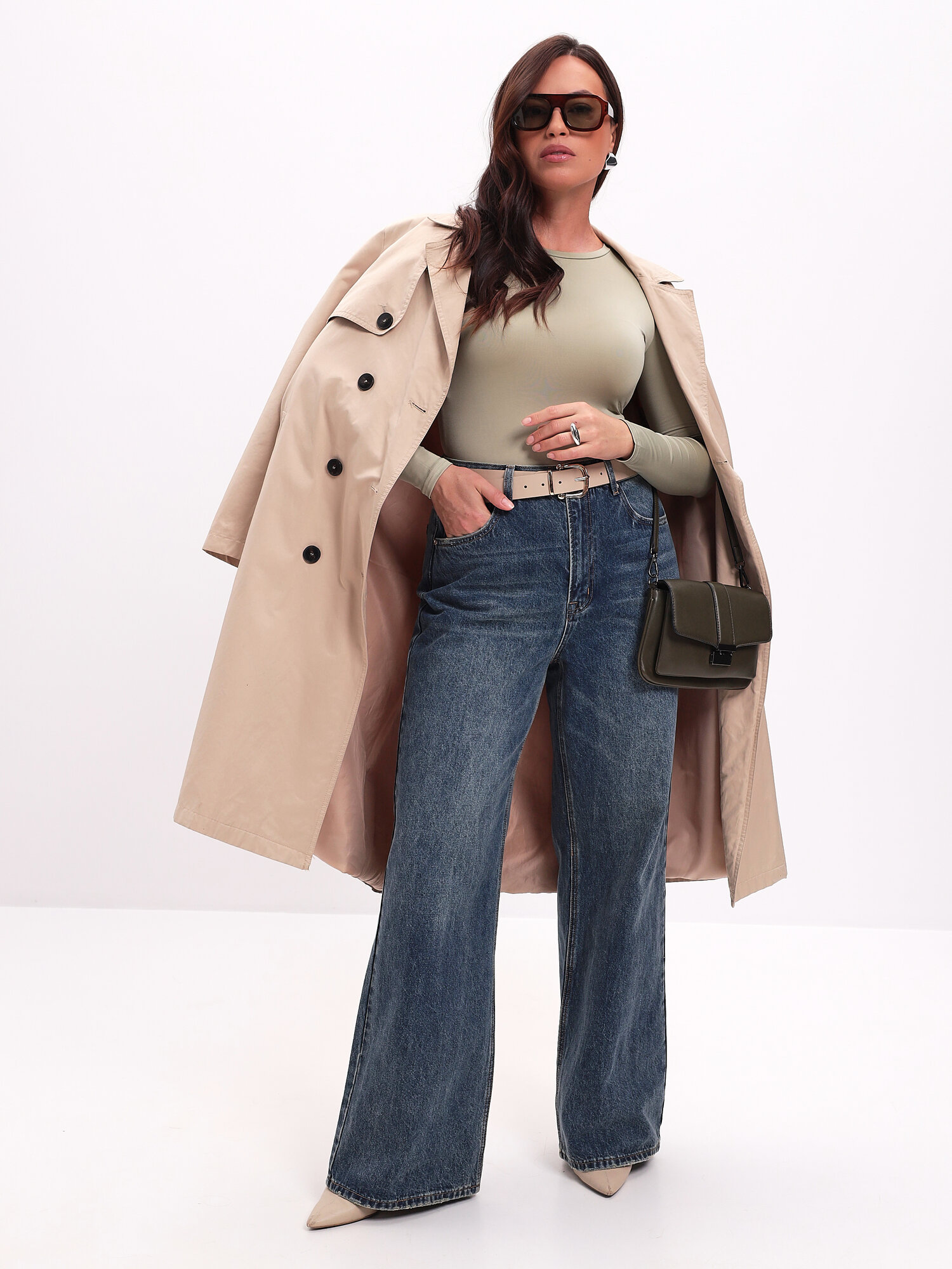 Джинсы трубы 