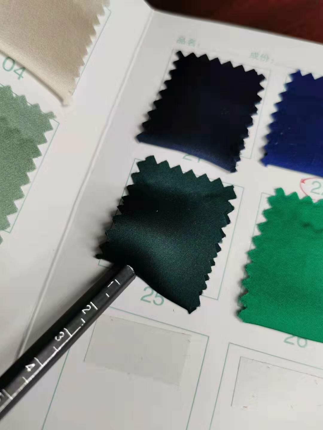 Простой креп-сатин 16/19 монме, ширина 114 см, 100% шелк тутового дерева, полный шелковый материал для оптовой одежды