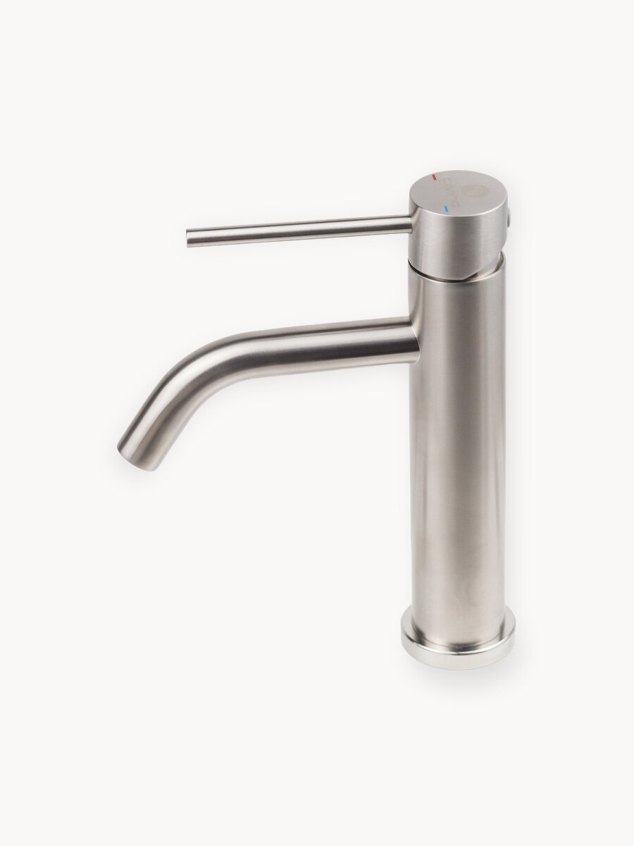 Смеситель DIVINO LUX, 16288, для раковины, нержавейка, аэратор, сатин, горизонтальный монтаж