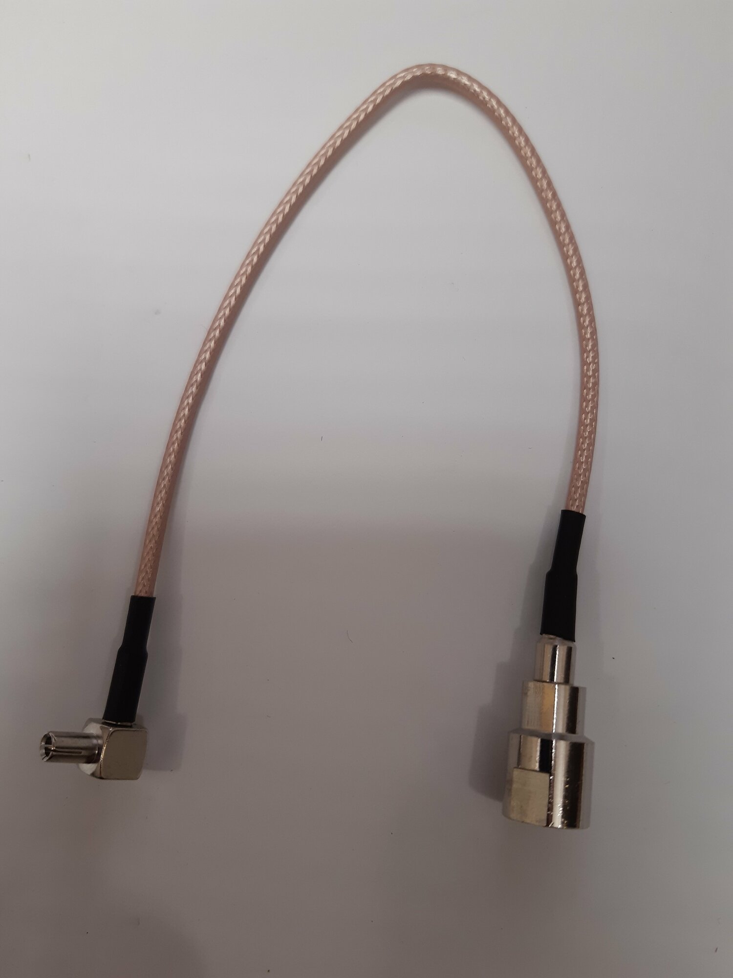 Пигтейл FME папа - TS9 угловой длина 15 см.