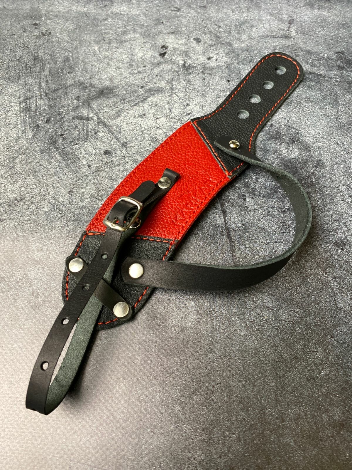 Кистевой ремень для фотоаппарата ЭКО Красный\Черный