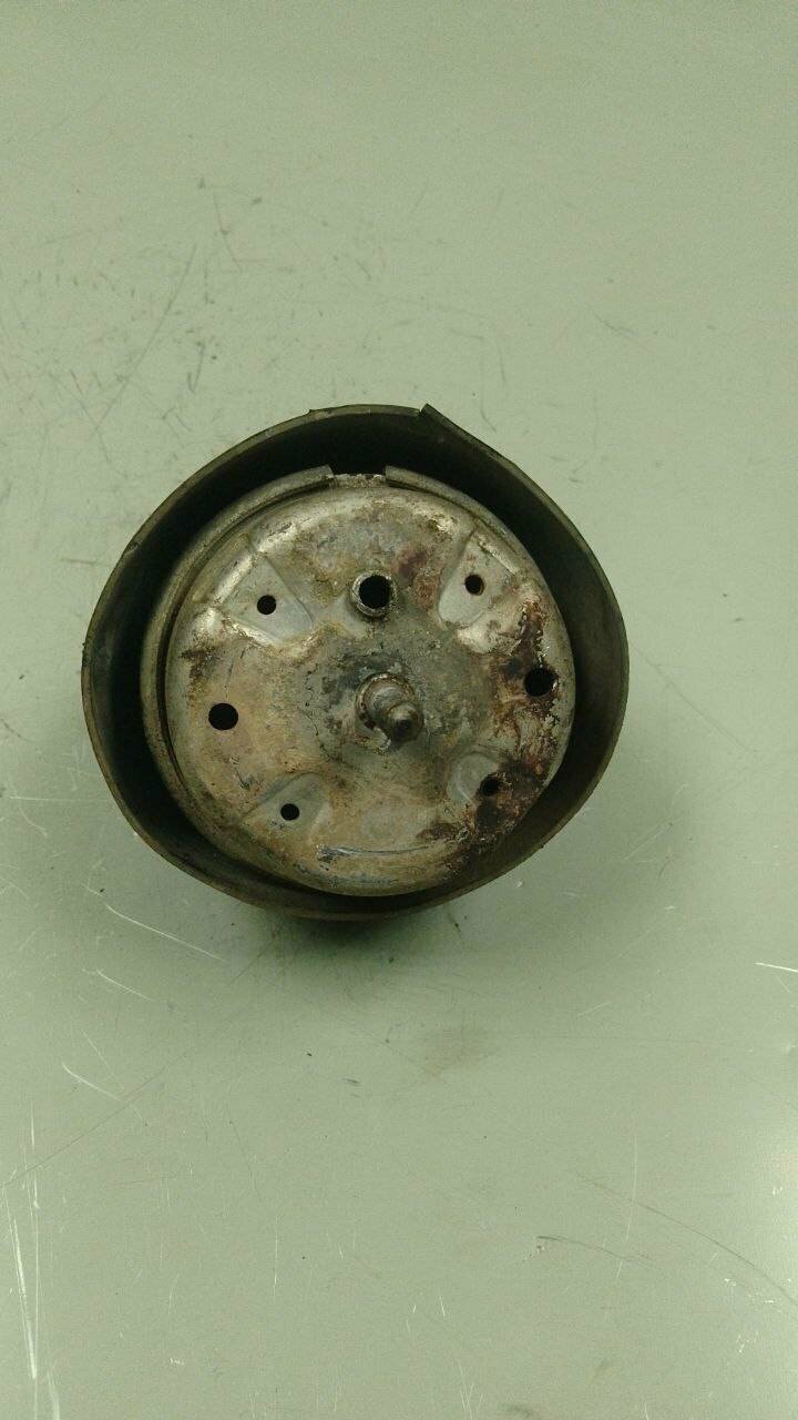 Подушка крепления двигателя Volkswagen Passat B5 2001 8D0199379M