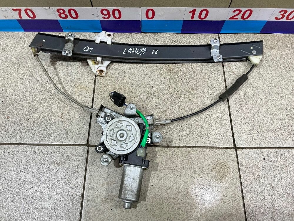 Стеклоподъемник передний левый Chevrolet Lanos