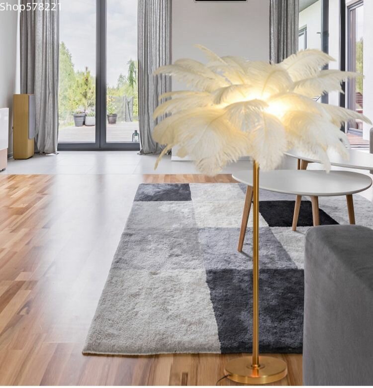 Напольный светильник