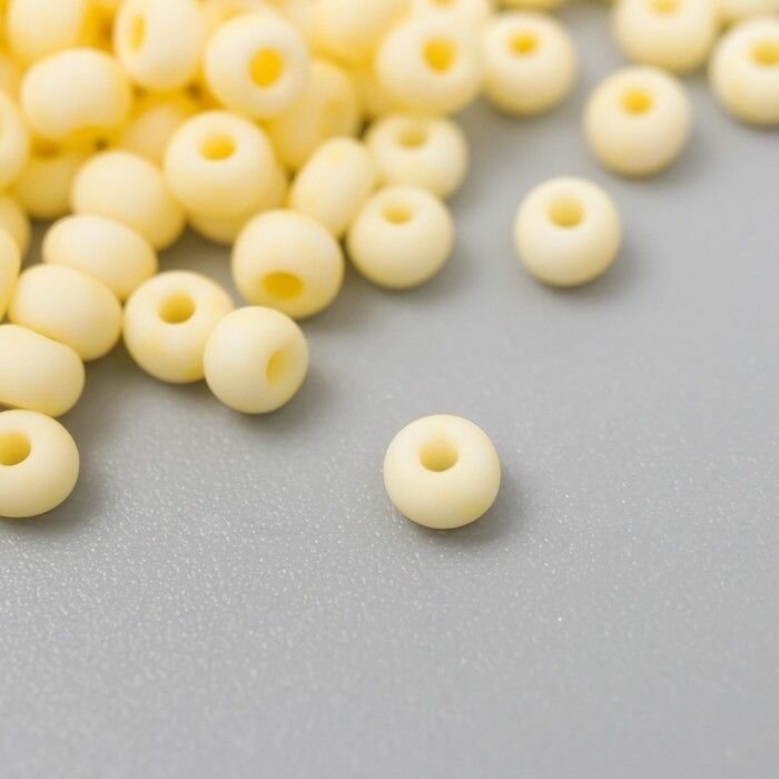 Бисер КНР стекло 8/0 "Маршмеллоу, Матовый, Темно-желтый" 10 г