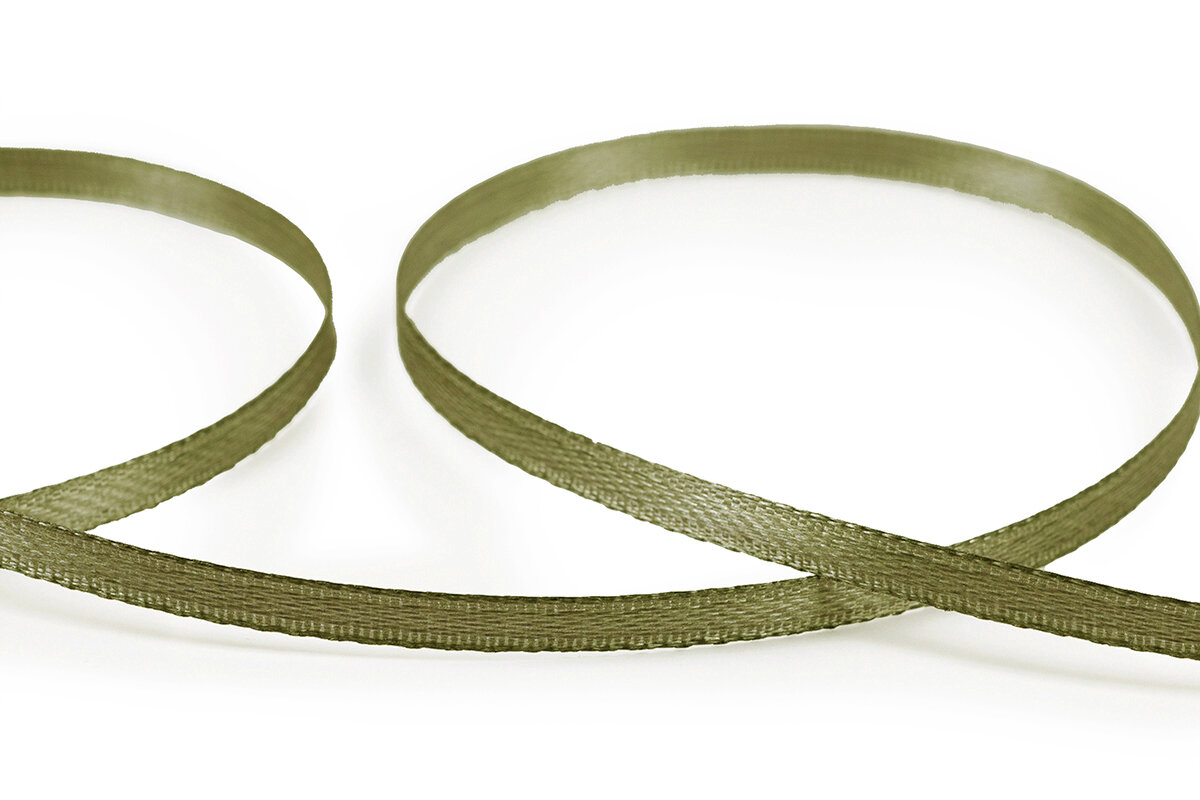 Лента атласная 3 мм (1/8 ") Gamma AL-3P двухстор. 91.4 м №130 хаки