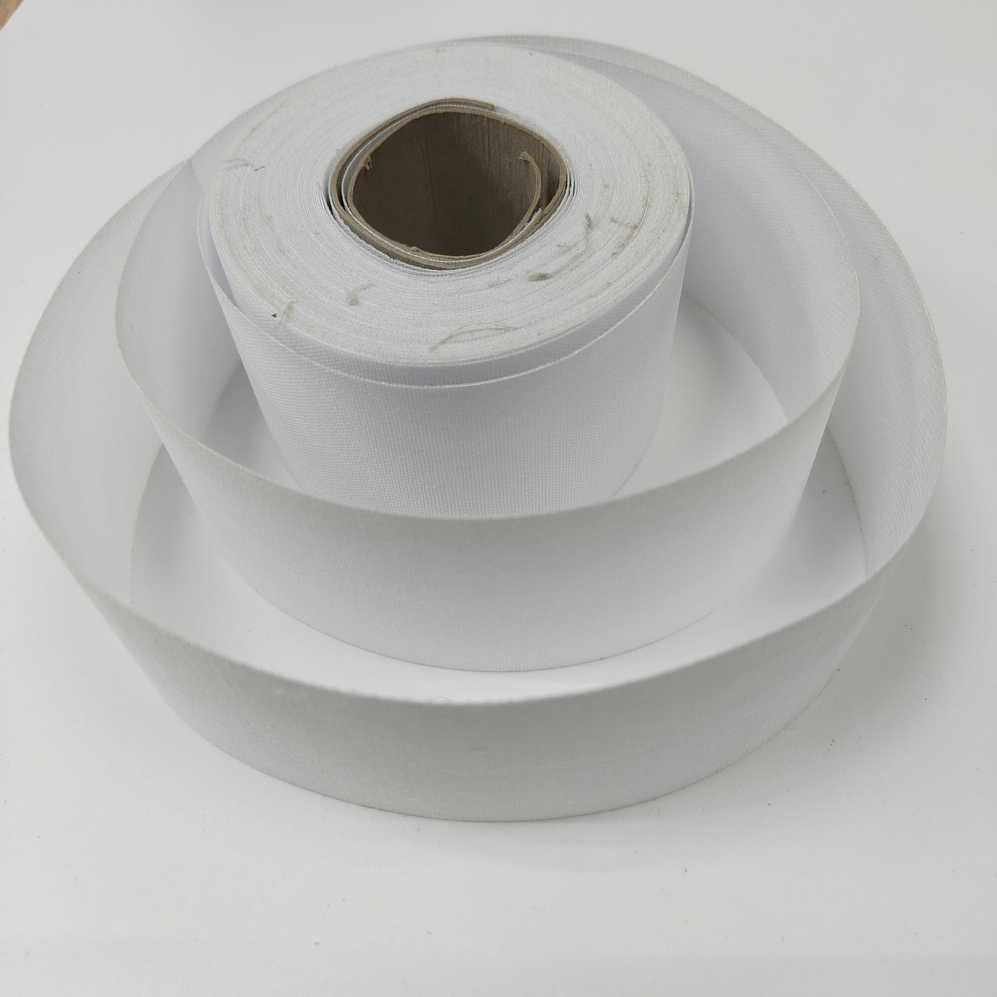 Дублерин на клеевой основе ширина 5 см в рулоне 5 метров