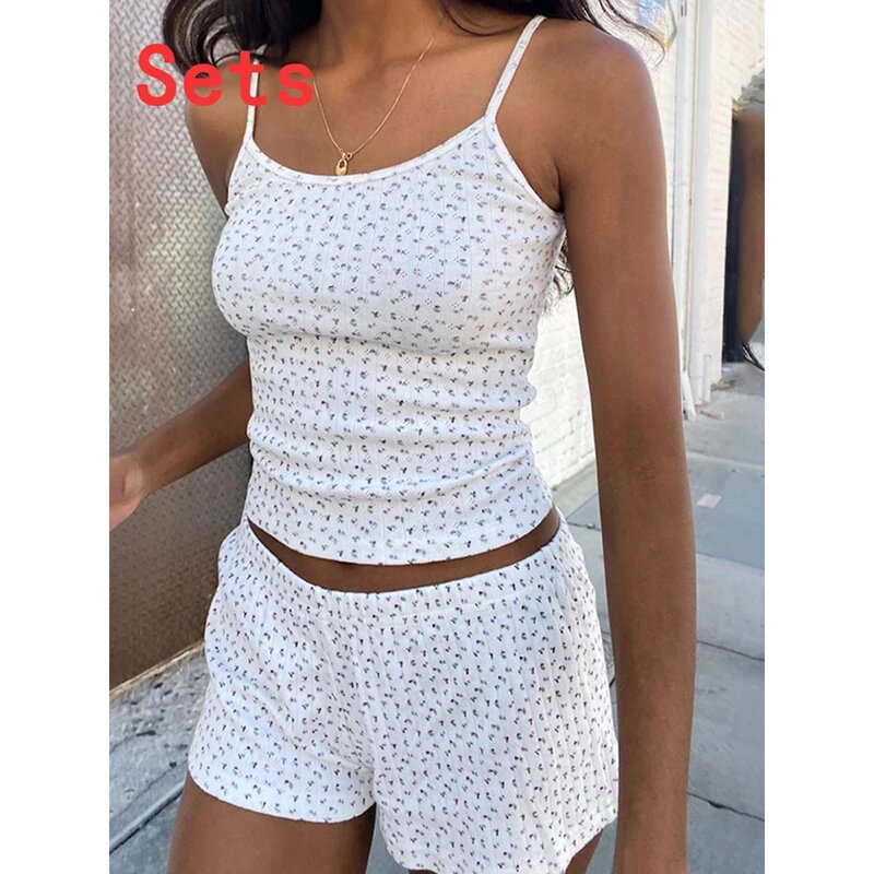 Комплект одежды