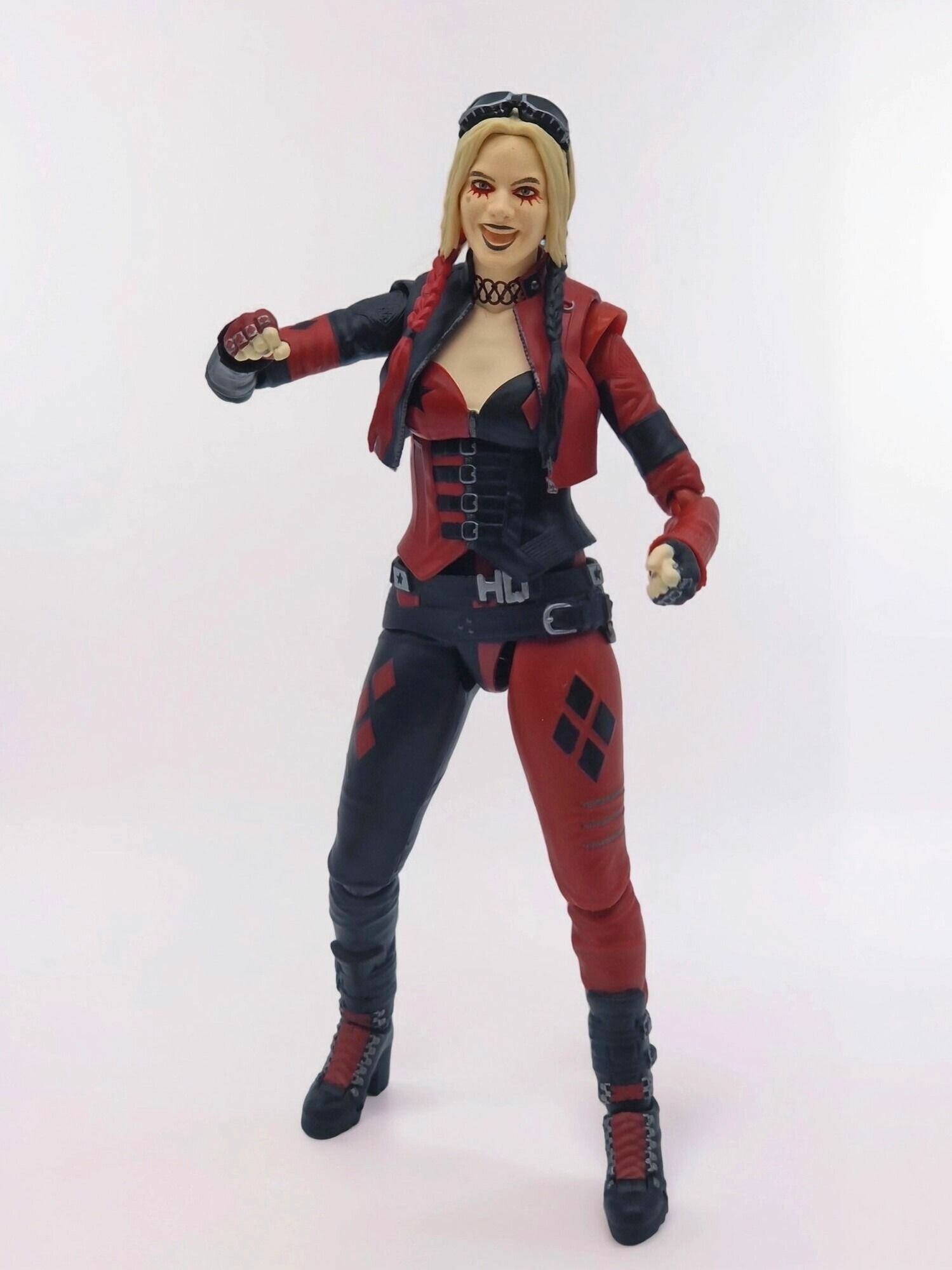 Харли Квинн игрушка фигурка 15см , Джокер S.H.Figuarts Harley Quinn , Batman бэтмен Joker DC отряд самоубийц Suicide squad Bandai