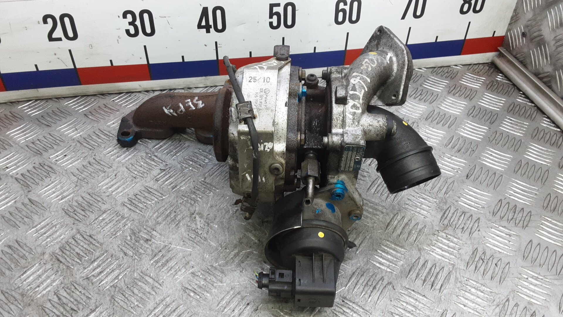 Турбина дизельная VOLKSWAGEN POLO 5 (6R), Номер 03L253056R