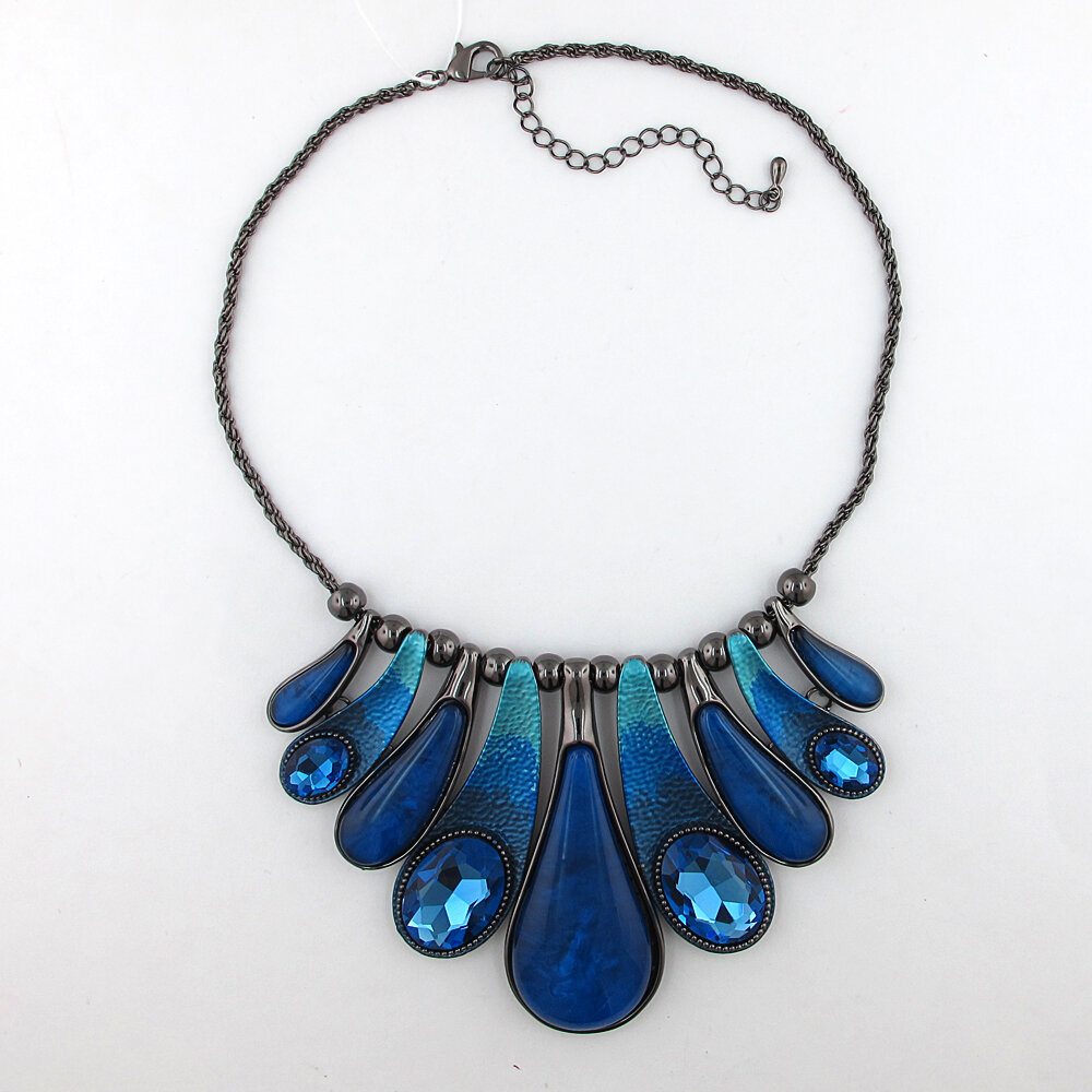 Колье, стекло