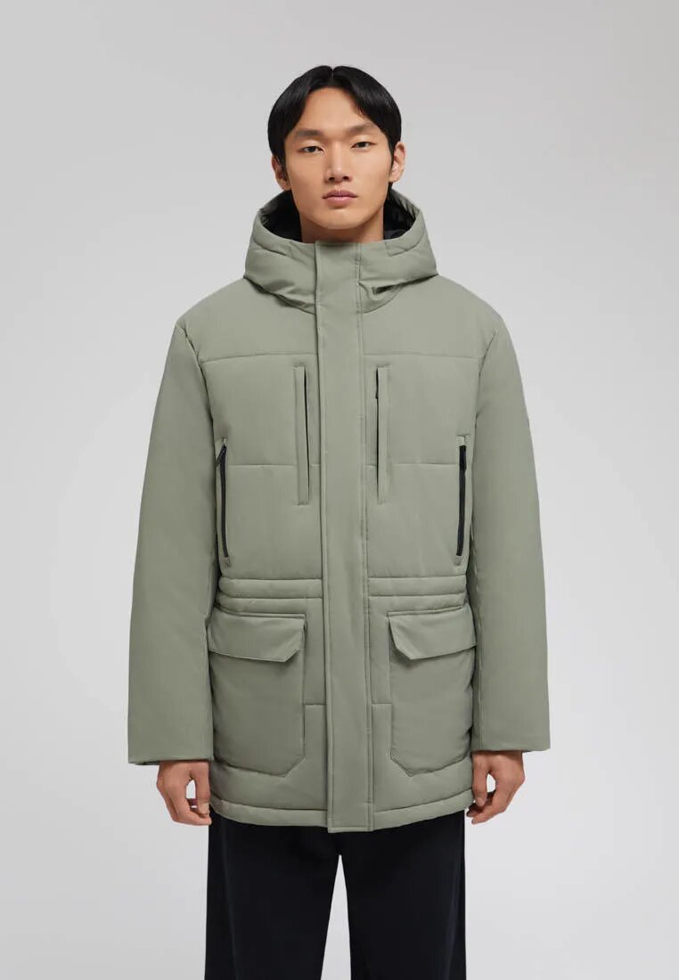 Пальто утепленное с капюшоном