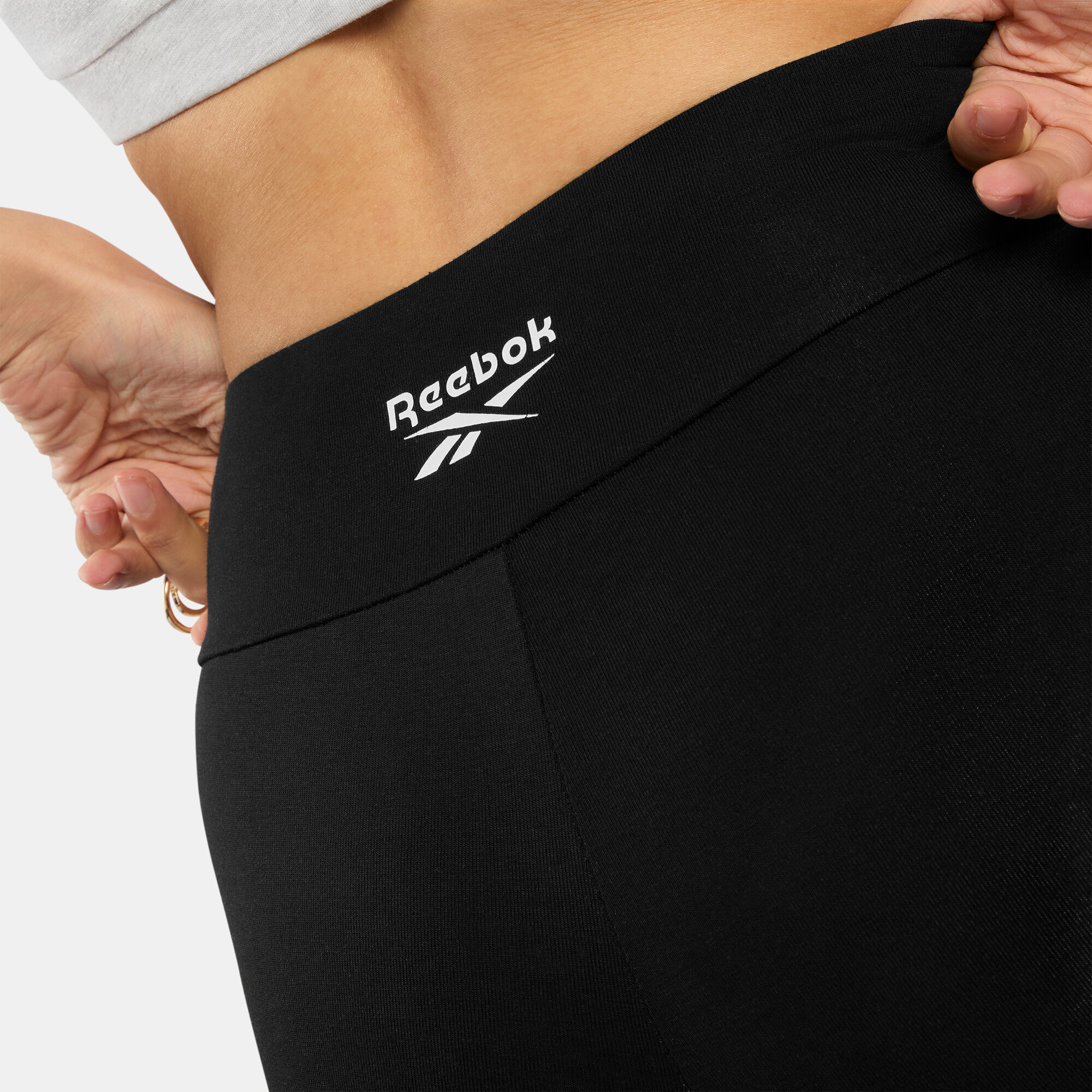 Легинсы спортивные Reebok BRIE SMALL LOGO, размер S INT, черный — фото 1