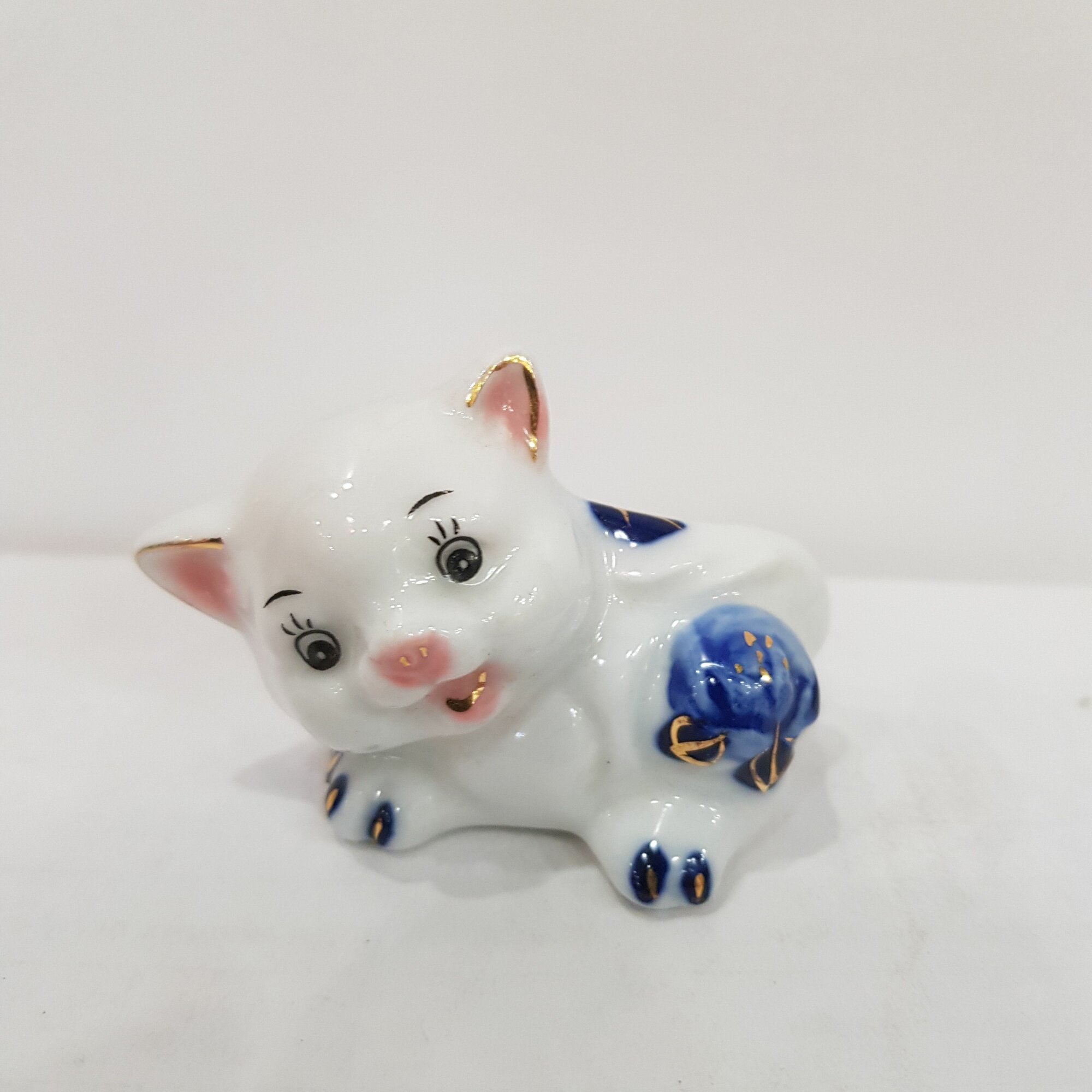 Фигурка декоративная "Котик Лучик" 5,5х4х3,5см фарфор 1249