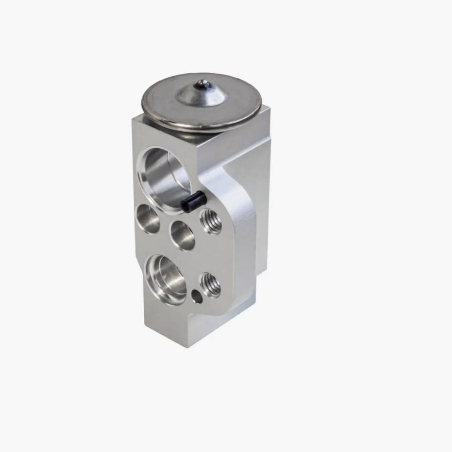 Клапан расширительный кондиционера (ТРВ) LUZAR LTRV1853 для VW Polo Sed. (11-), Skoda Fabia II (07-)