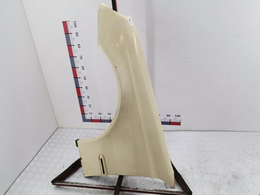 Крыло переднее левое Mercedes E-Class (W211) A2118801318 арт. 1619618