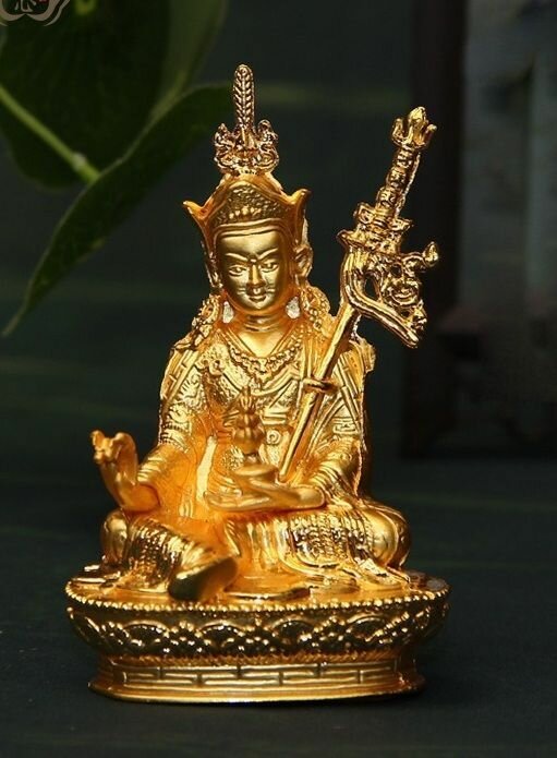 Статуэтка "Гуру Ринпоче" (Падмасамбхава), Фэн-Шуй (8*3*5 см) металл