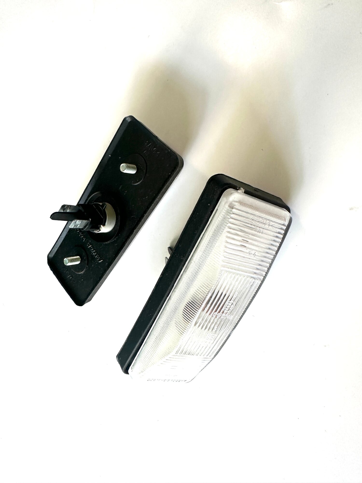 Повторитель крыла Нива 4х4, белый, комплект из 2 штук с лампами