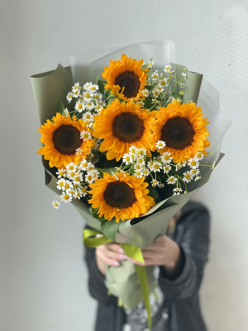 Букет с подсолнухами