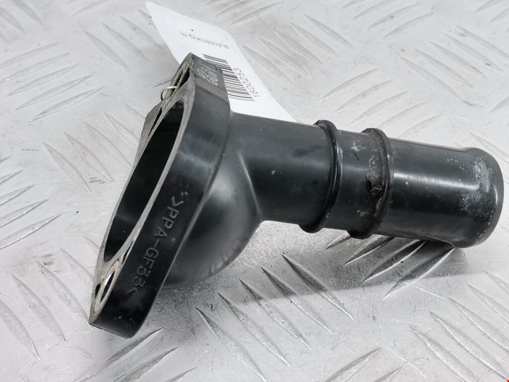 Корпус термостата Mazda 3 BK ZJ0115172A арт. 1600253