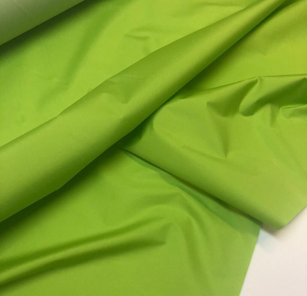 Дюспо 240 PU Милки отрез 100см. х150см. влагозащитная и ветронепродуваемая ткань для пошива верхней зимней и демисезонной одежды /курток, комбинезонов, плащей/, спортивных и лыжных костюмов