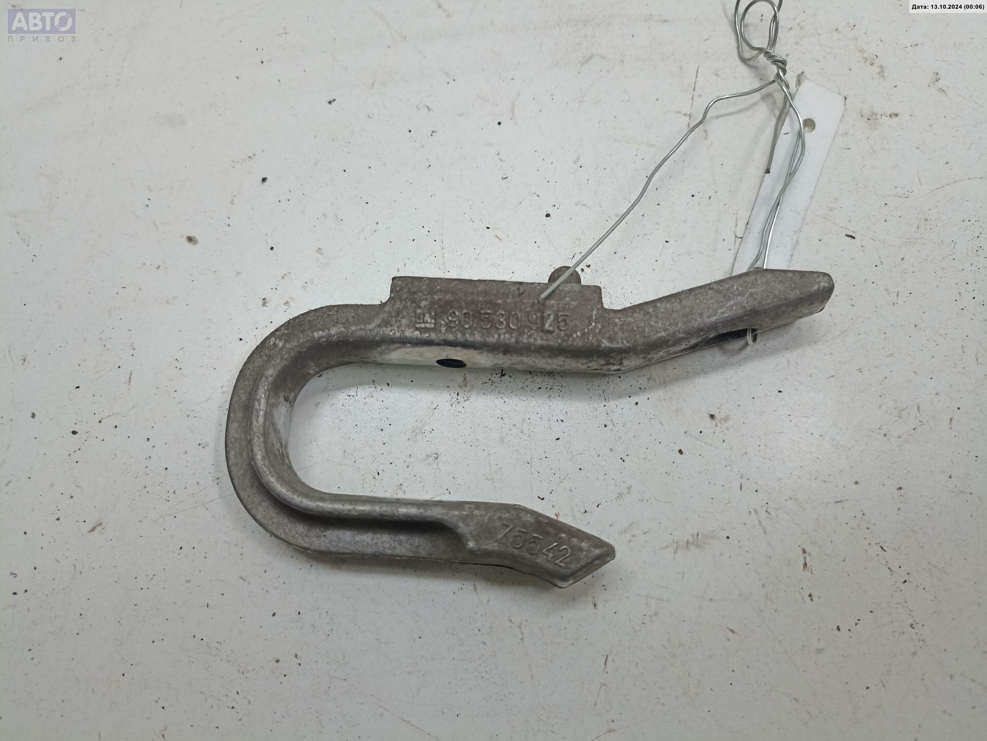 Кронштейн радиатора Opel Astra G (1998-2004)