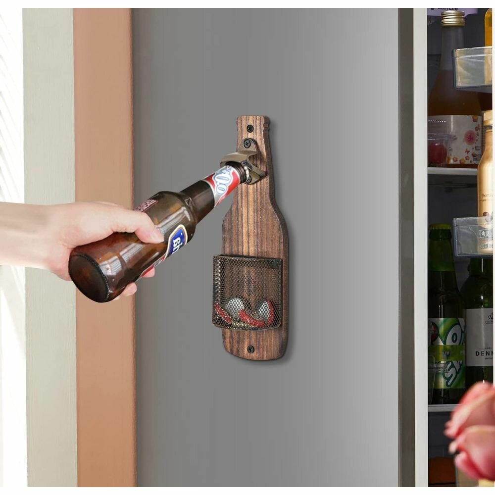 Старинная деревянная настенная открывалка для бутылок