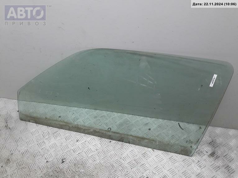 Стекло двери передней левой Volkswagen Golf-3