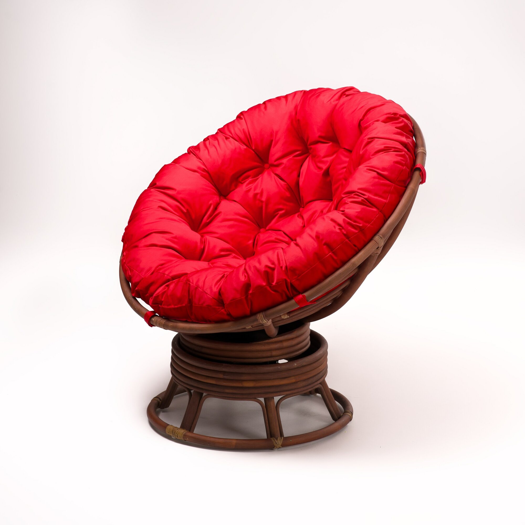 Кресло Папасан вращающийся из натурального ротанга 23/01В с красной подушкой, цвет миндаль матовый