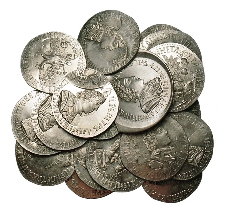 Полтина Петра 1, брак двойной удар, мельхиор 1 штука т/н сувенирная копия монеты, нумизматика, деньги для коллекции