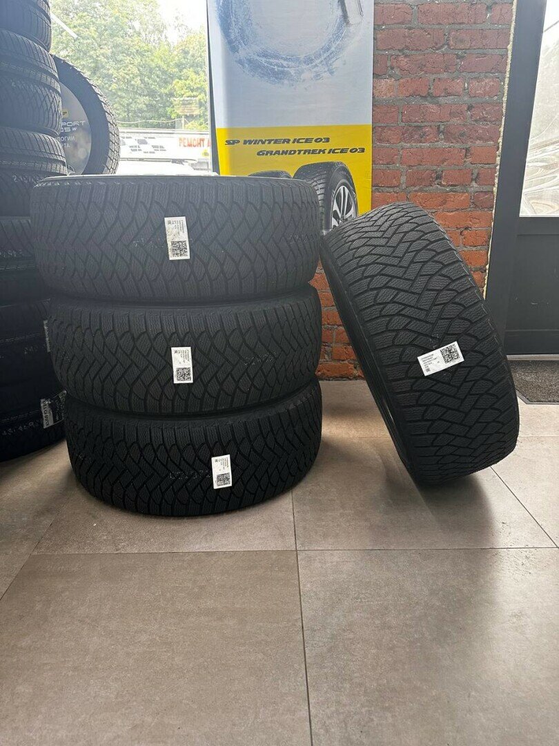 Шины Maxxis Premitra Ice 5 SUV 215/55 R18 99T Зимние нешипованные
