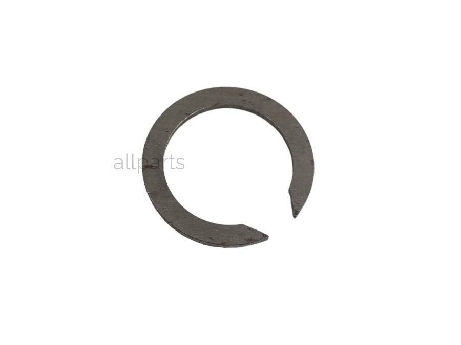 GAZ A21R221701037 кольцо стопорное подшипника промежуточного вала!\ ГАЗель Next