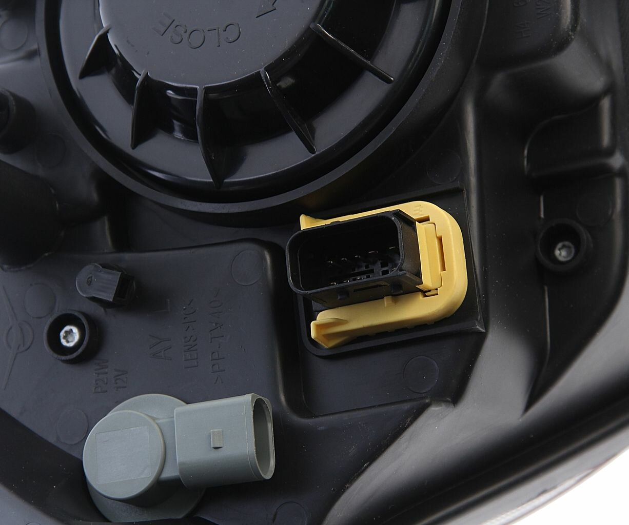 Фара блок левая для Уаз Профи арт 236000371101100 UAZ