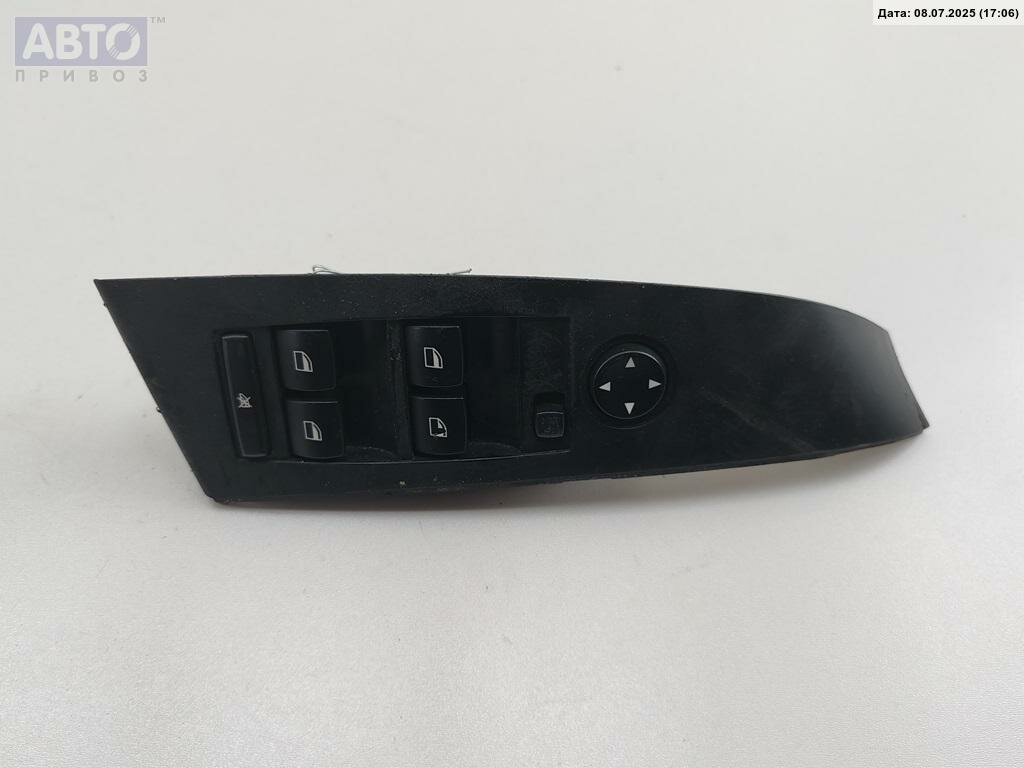 Блок кнопок управления стеклоподъемниками BMW 5 E60/E61 (2003-2010)