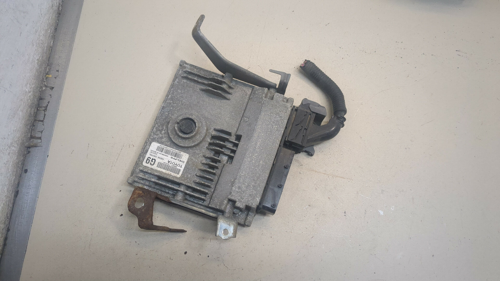 Блок управления двигателем Toyota Corolla E15 Б/У