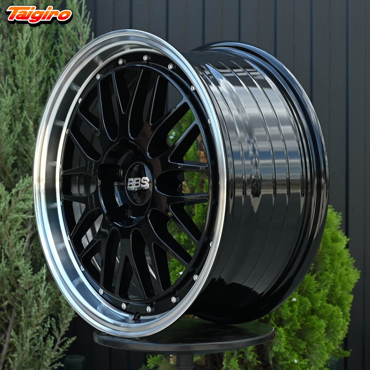Комплект литых дисков R17 BBS LM 7.5J ET38 5*114.3 Черный (F027)
