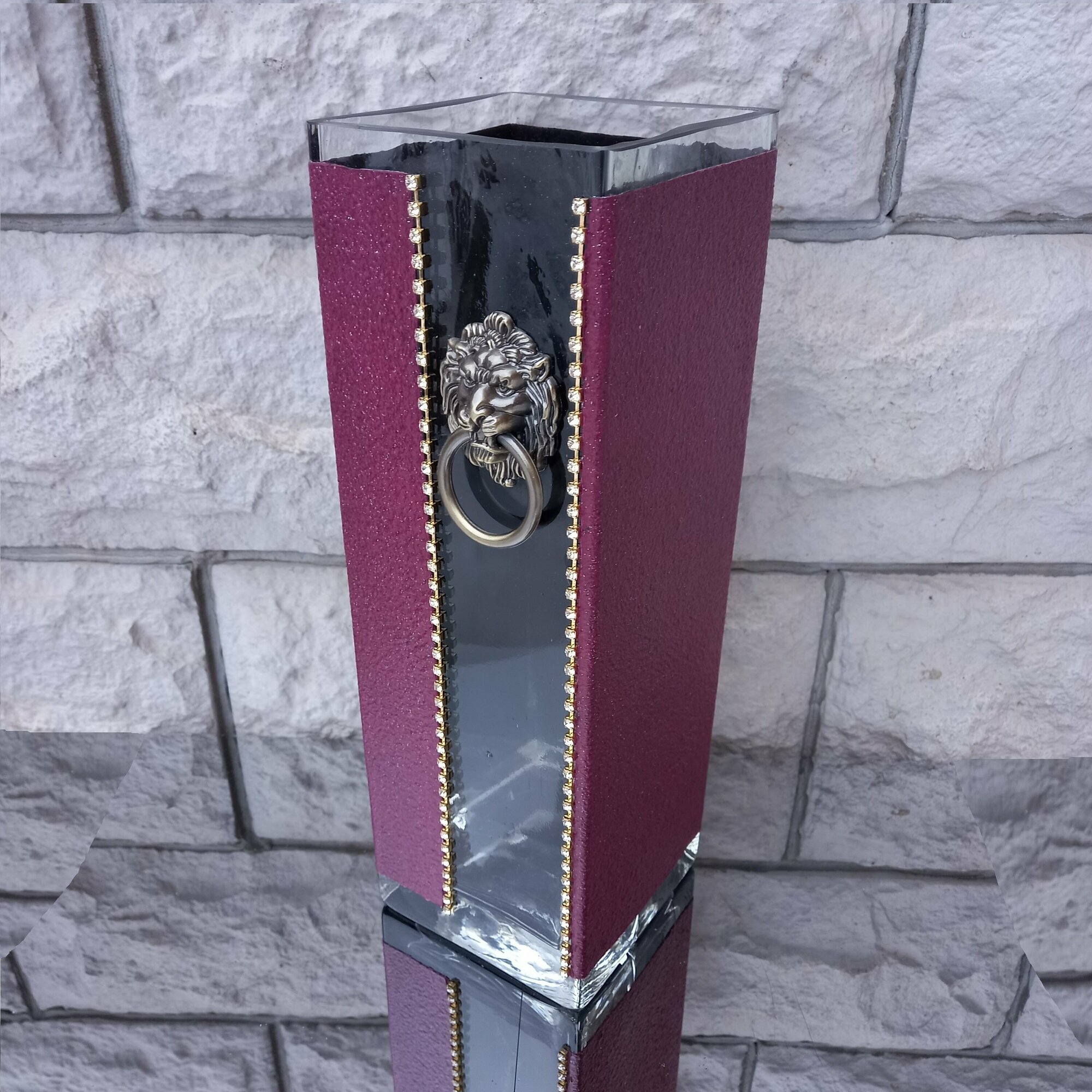 Ваза квадрат 10*26см "Царь зверей" черно-лиловый