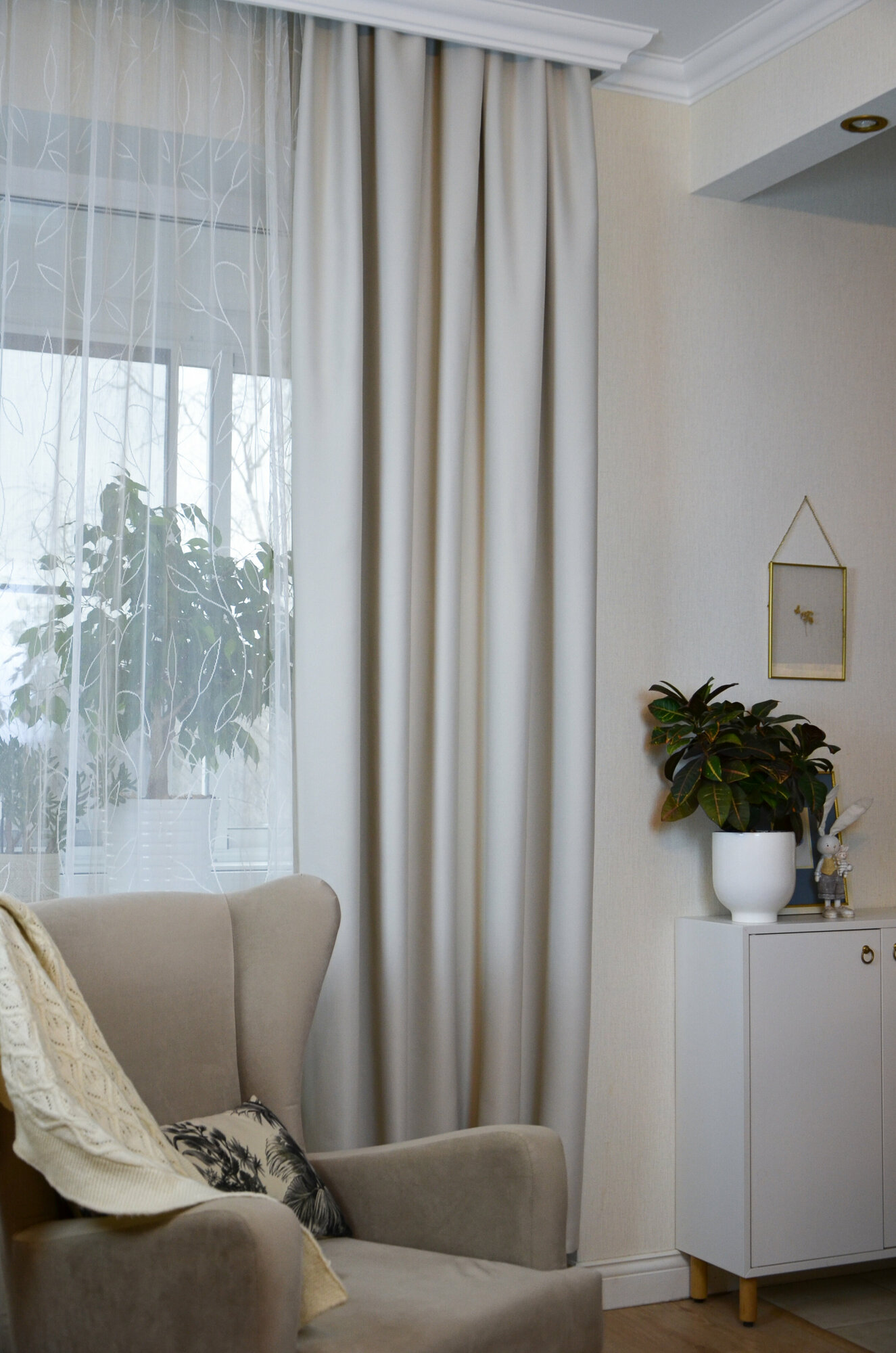 Шторы IRIS IRIS, светозащитные, 150x260 см, блэкаут, жемчужный цвет