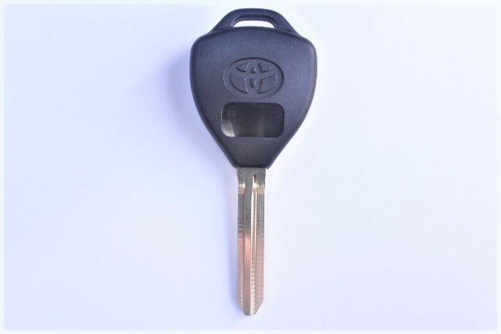 Toyota TOYO15P 3+1кн.(с красн. кн)корп. дист. кл,