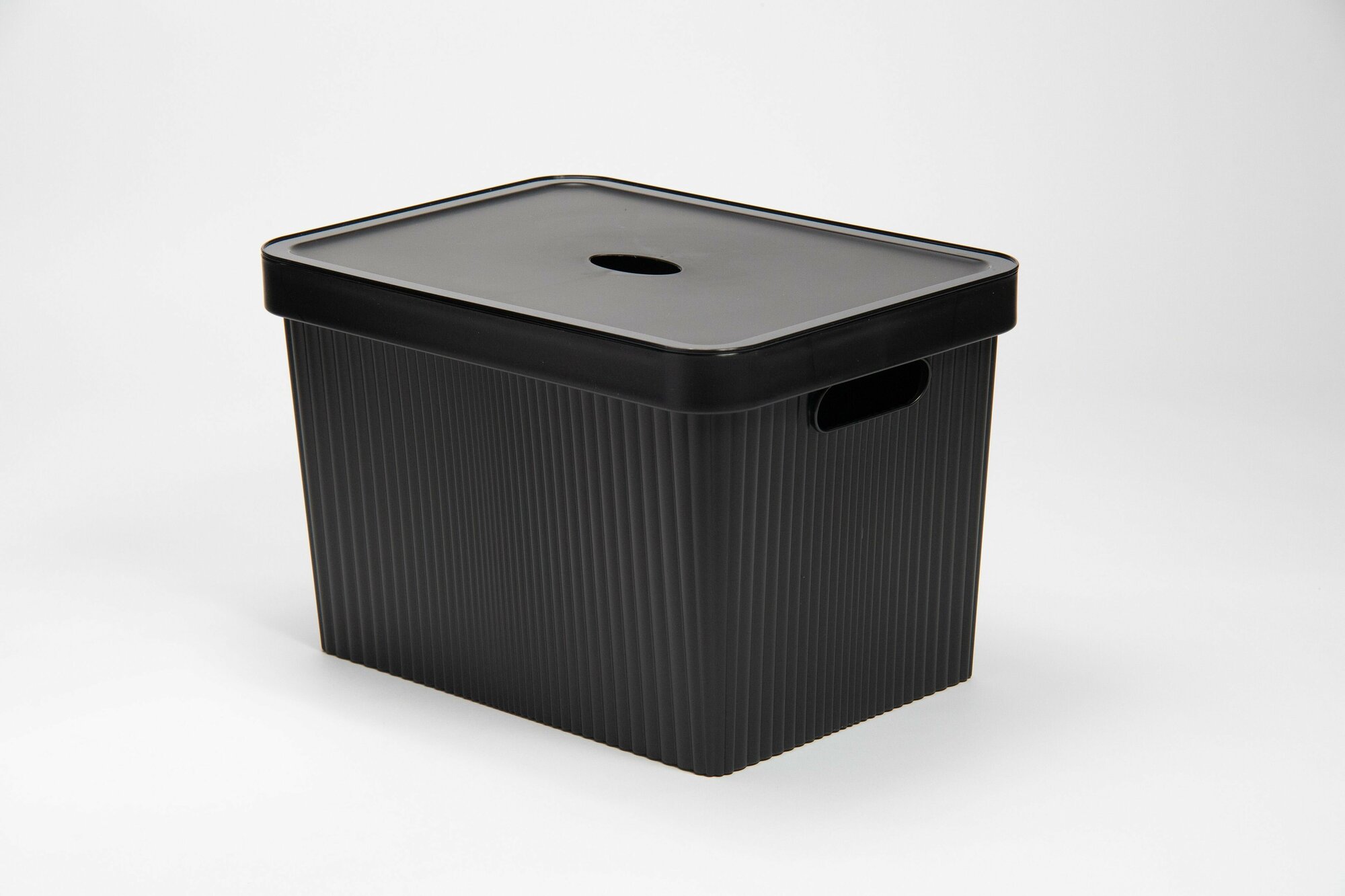 Контейнер для хранения VELVET с крышкой 20 л.