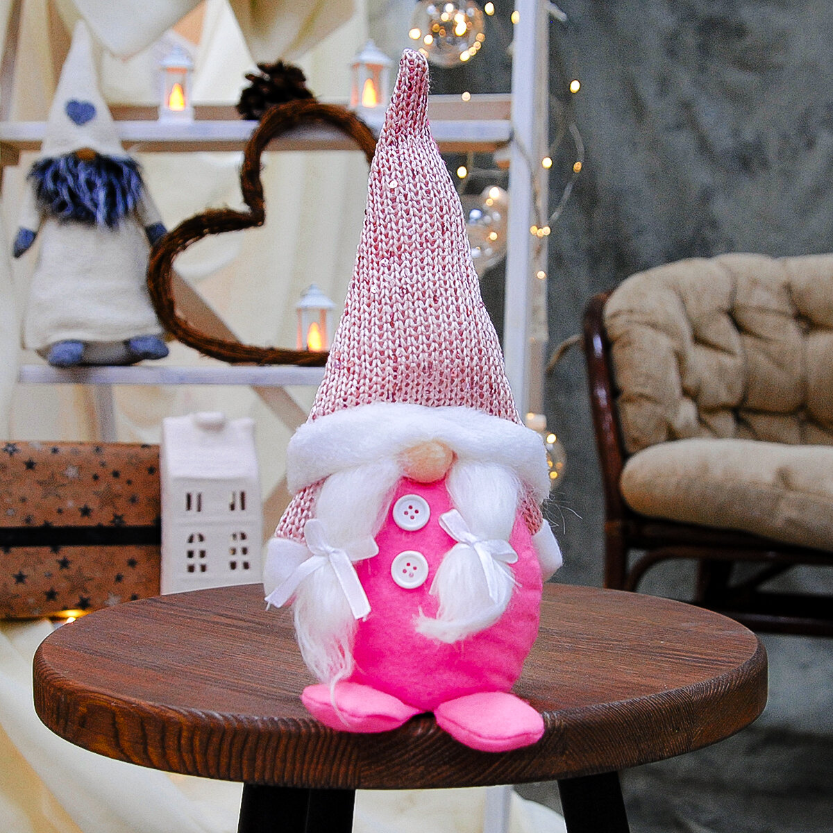 Гном новогодний, крупняшка с короткими ножками