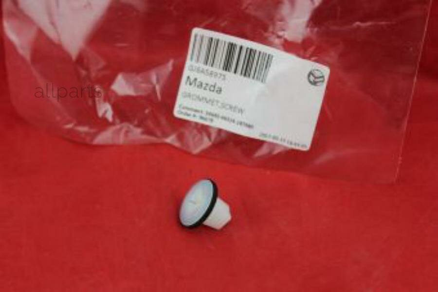 MAZDA GJ6A58975 клипса