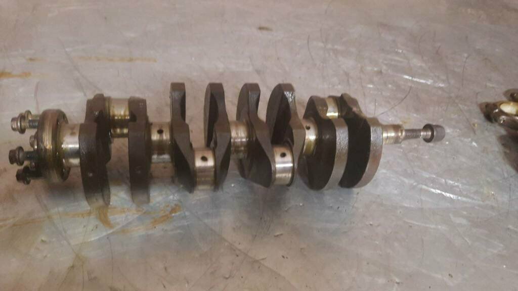 Коленвал Land Rover Freelander 1998 LEF10092