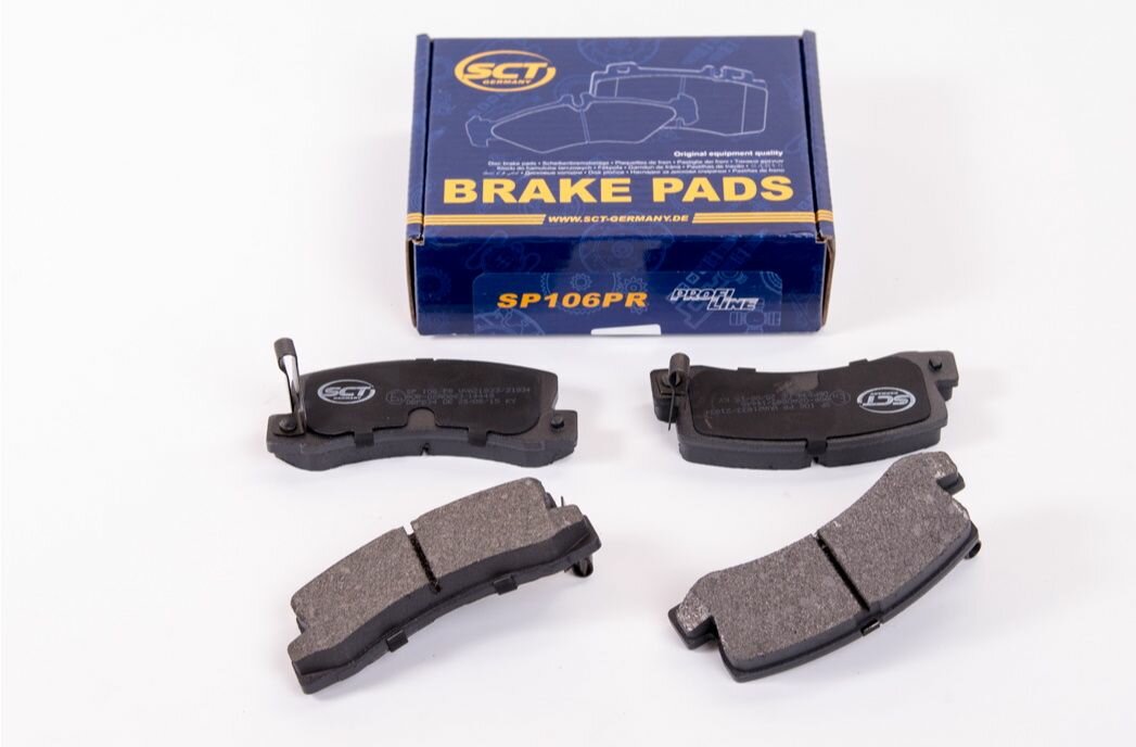 Колодки тормозные задние для Toyota Avensis, Camry, Harrier, Corolla, Lexus RX (2000-2008 г) комплект 4 шт. арт SP106