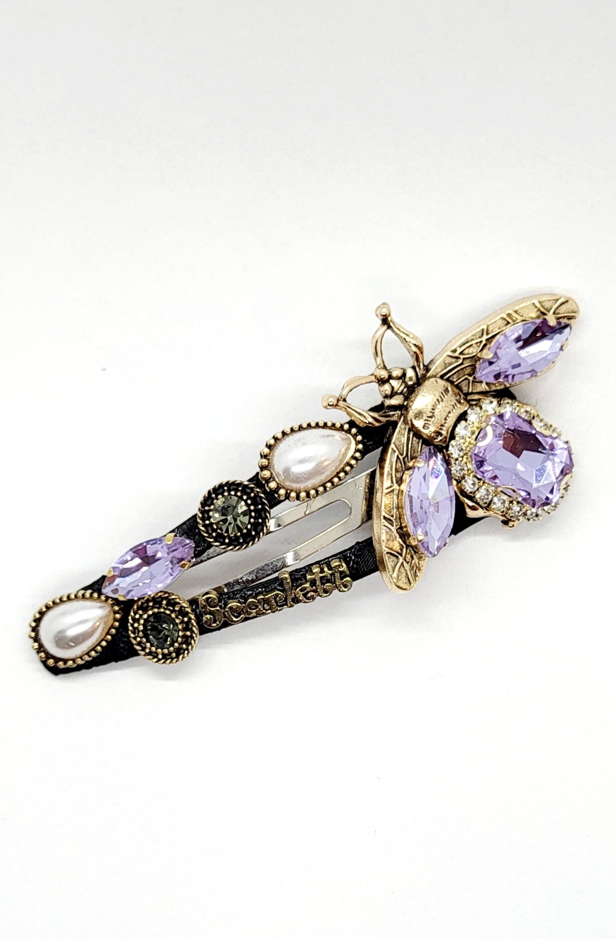 Заколка клик-клак для волос Пчелка с фиолетовыми кристаллами и жемчужинами от бренда VERBA