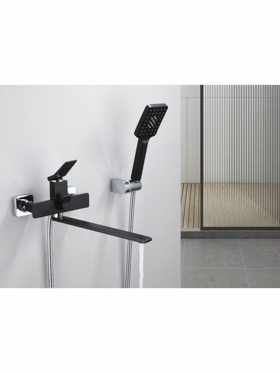 Смеситель для ванны Hansen HL22099-C, латунь, поворотный, черный/хром, длина излива 38 см — фото 1