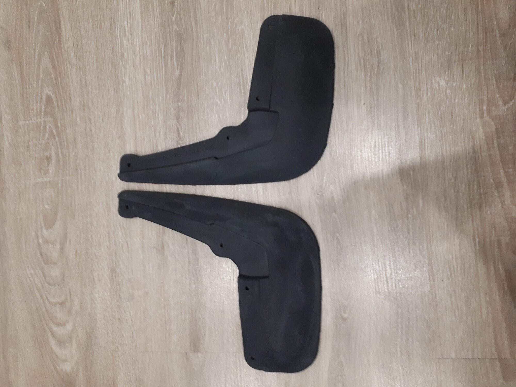 Ларгус Кросс. Брызговики задние