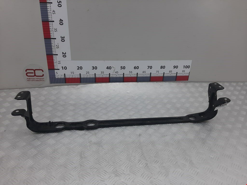 Кронштейн (крепление) радиатора Ford Fiesta 5 4523711 арт. 1601663