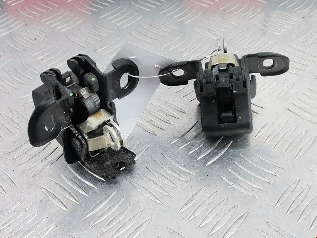 Замок двери распашной левой Renault Logan 1 6001550300 арт. 1780025